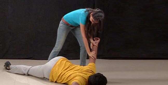 How to counter a frontal attack | Femina.in