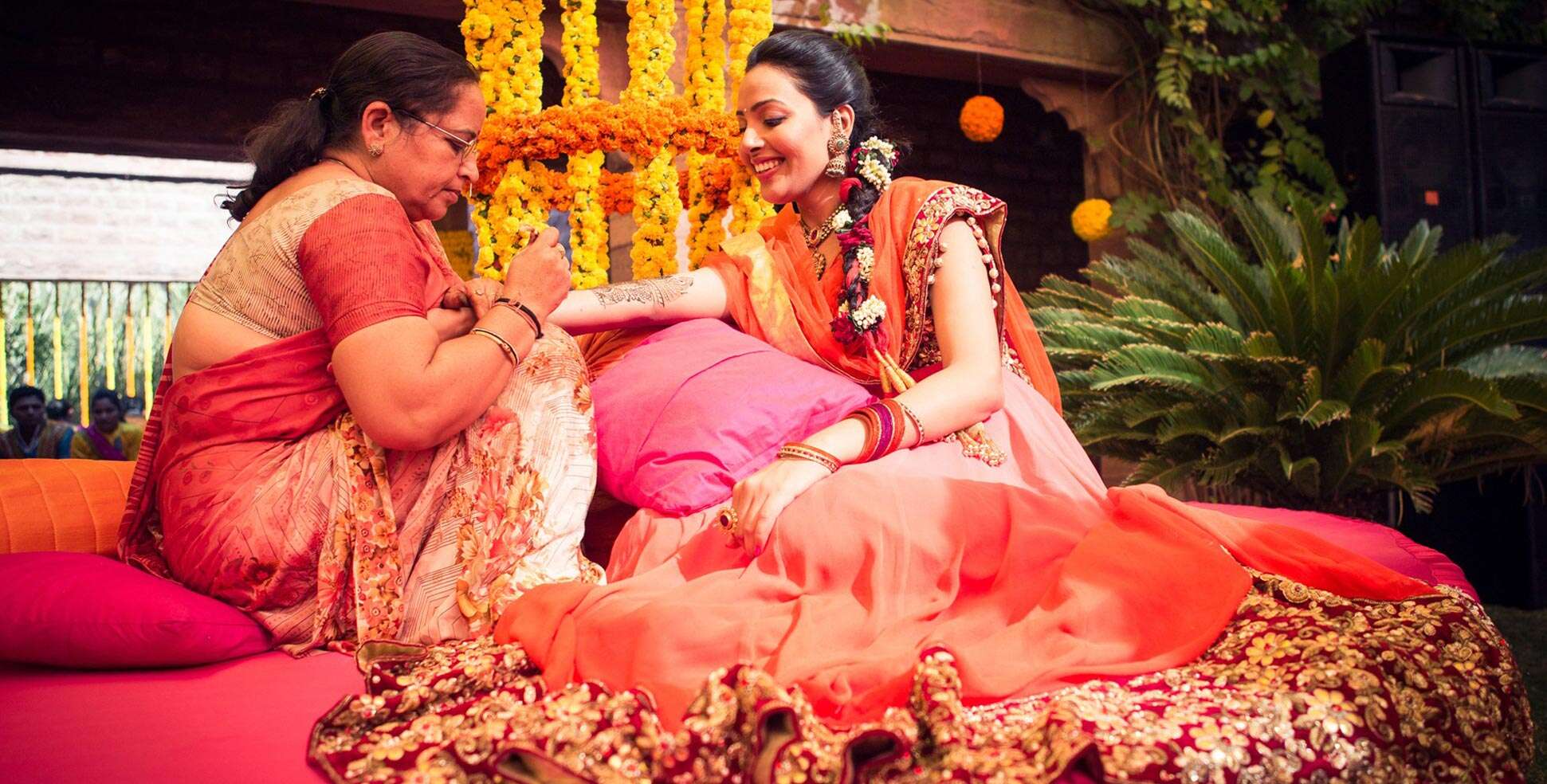 Funny, weird wedding rituals | Femina.in