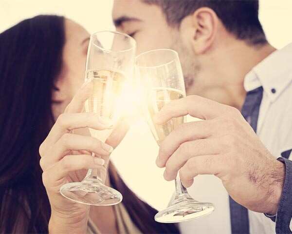 How To Turn Date Night Into Crazy Hot Femina in