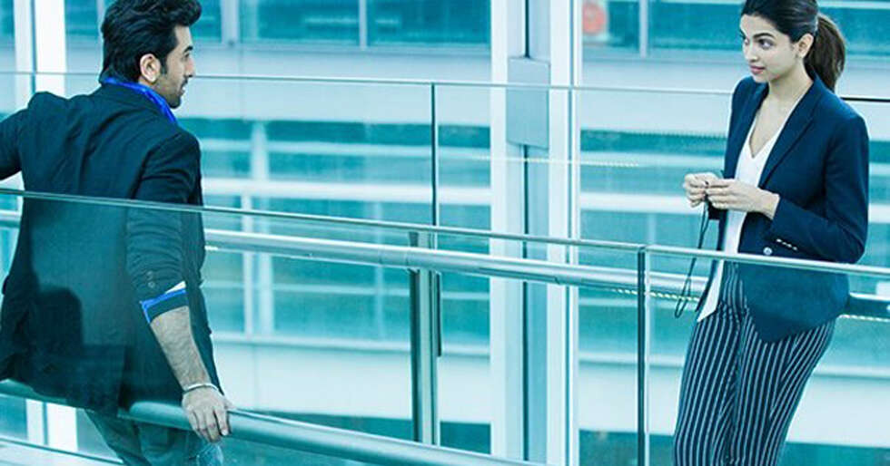 Dealing with an office crush | Femina.in