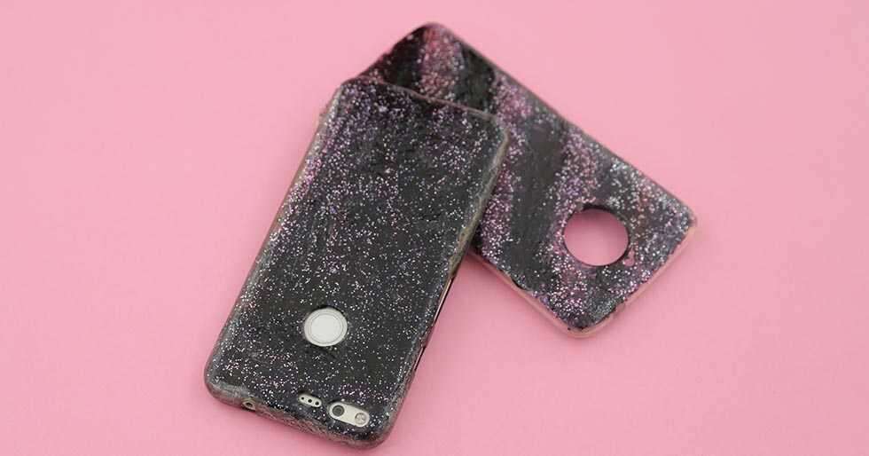 Make your own customised mobile phone cover | Femina.in