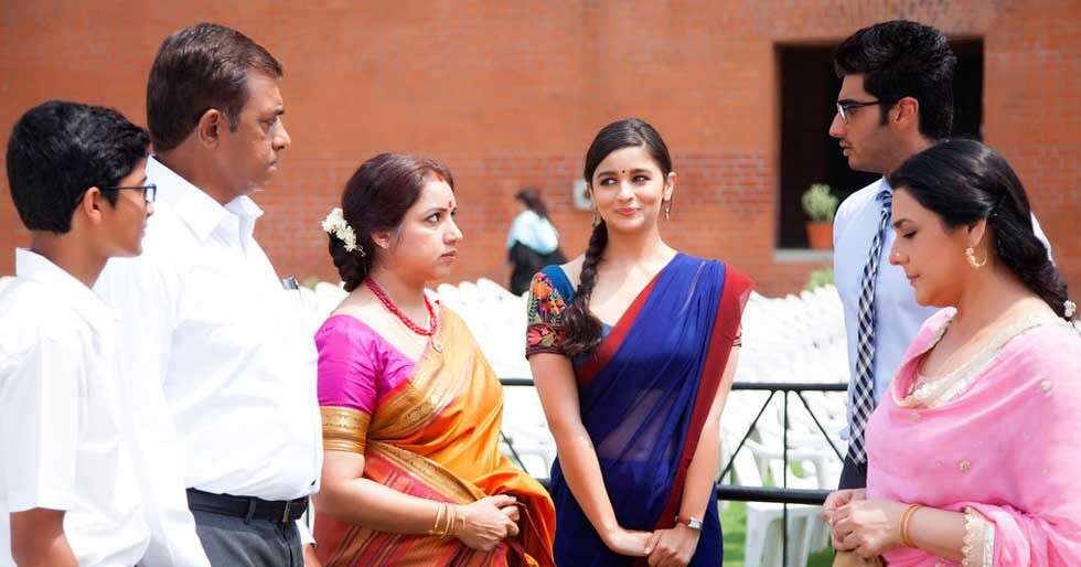 How to handle parents who interfere in your relationship | Femina.in