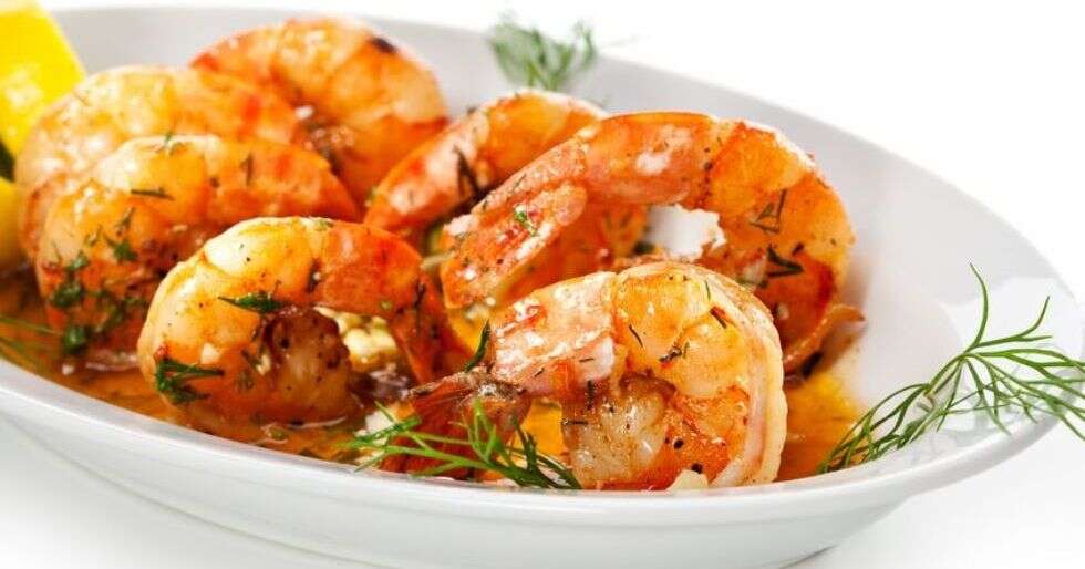 Easy dinner recipe: Tamarind prawns | Femina.in