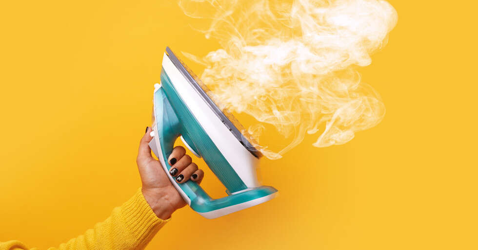 Use Your Steam Iron Like A Pro With These Tips And Tricks | Femina.in