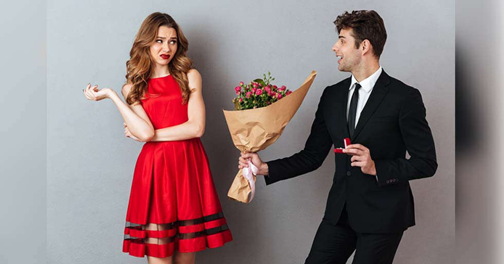 Are You Dating A Sociopath? Read The Signs | Femina.in