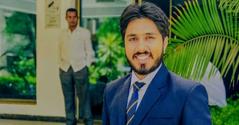 Doctor-Turned-IRS Officer Aditya Prakash Bhardwaj Is Helping The Needy ...