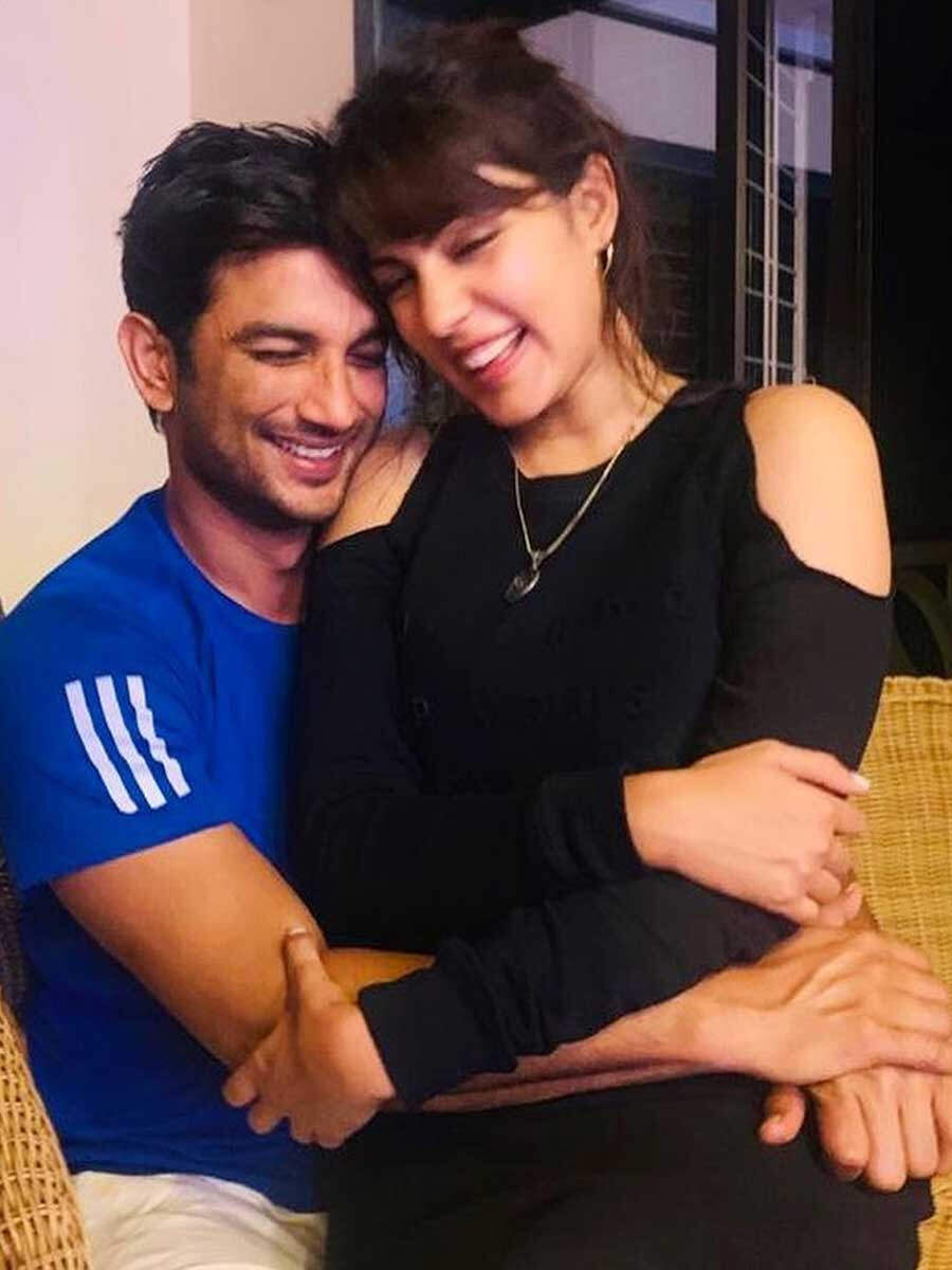 Rhea Chakraborty's parents called by the CBI for investigation | Femina.in Rhea Chakraborty's parents called by the CBI for investigation | Femina.in