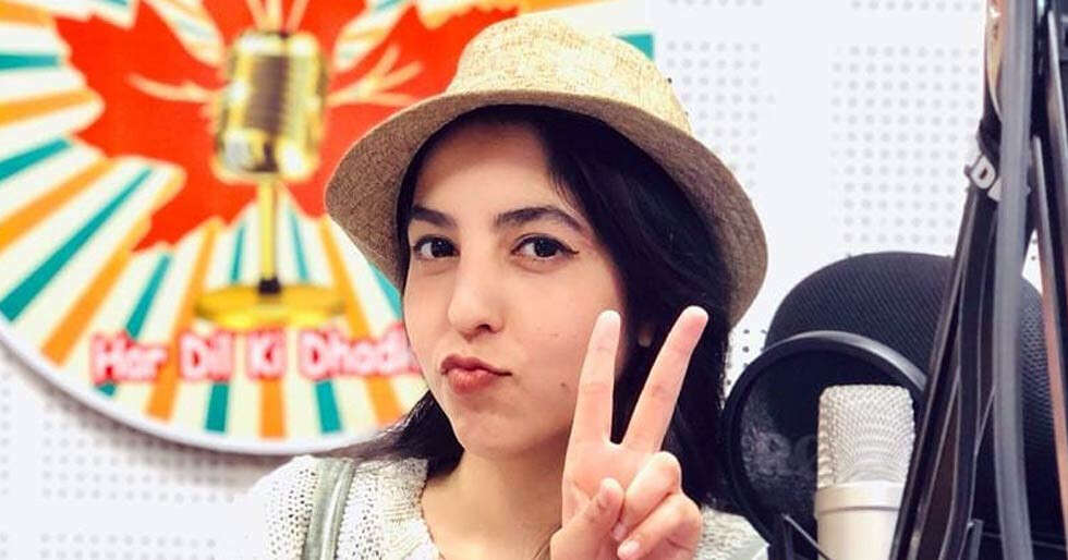 RJ Samaniya, Kashmir's Youngest Female Radio Jockey | Femina.in