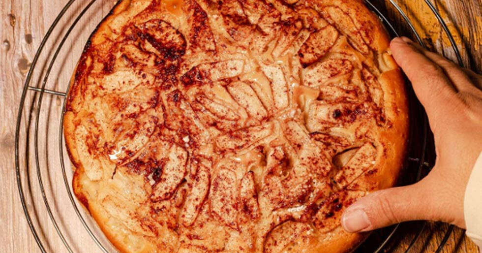 Happy Winter Recipe: Traditional Apple Pie | Femina.in