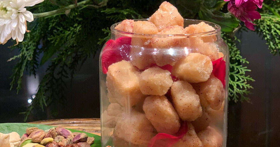 #FeastingWithFemina: The Classic Shakkarpara | Femina.in