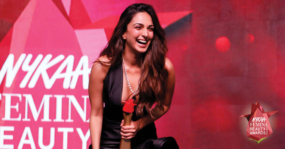 Kiara Advani Wins Golden Beauty Of The Year At NFBA2022 | Femina.in