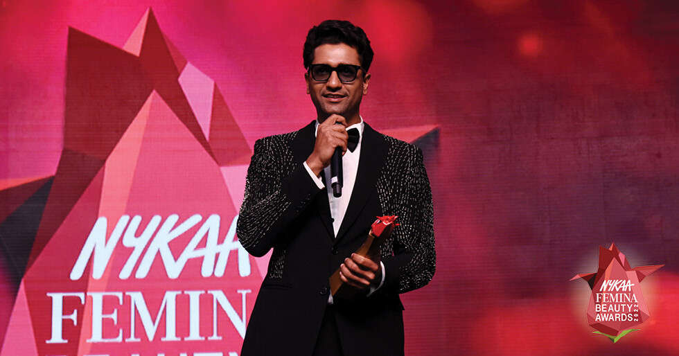Vicky Kaushal Bags Icon Of The Year At NFBA 2022 | Femina.in