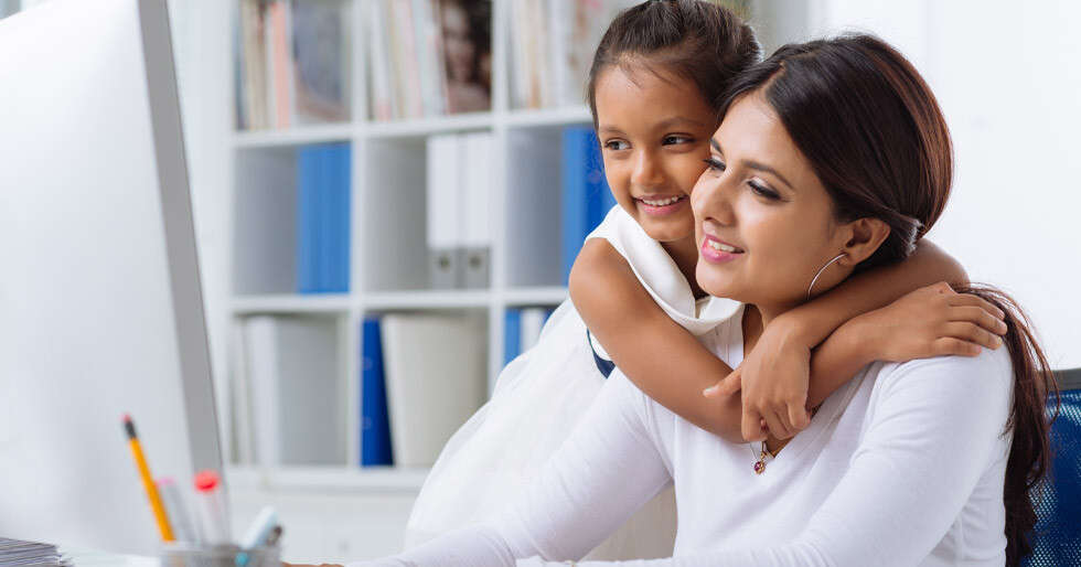 A Working Mom? Here’s How You Can Balance Your Life Between Baby ...