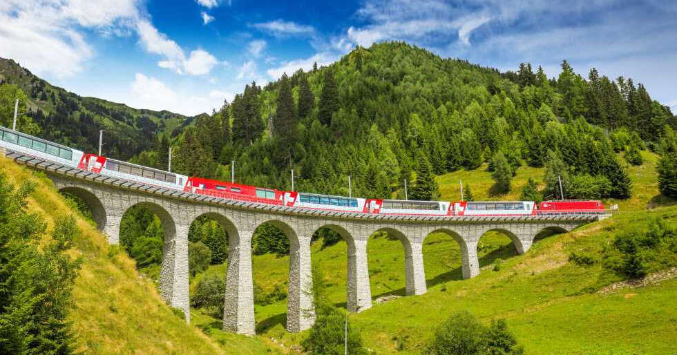 This Country Has Just Set The Record For The Longest Passenger Train ...