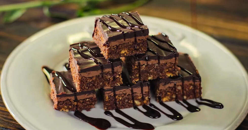 Chef Ranveer Brar’s Dark Choco-Almond Slice | Femina.in