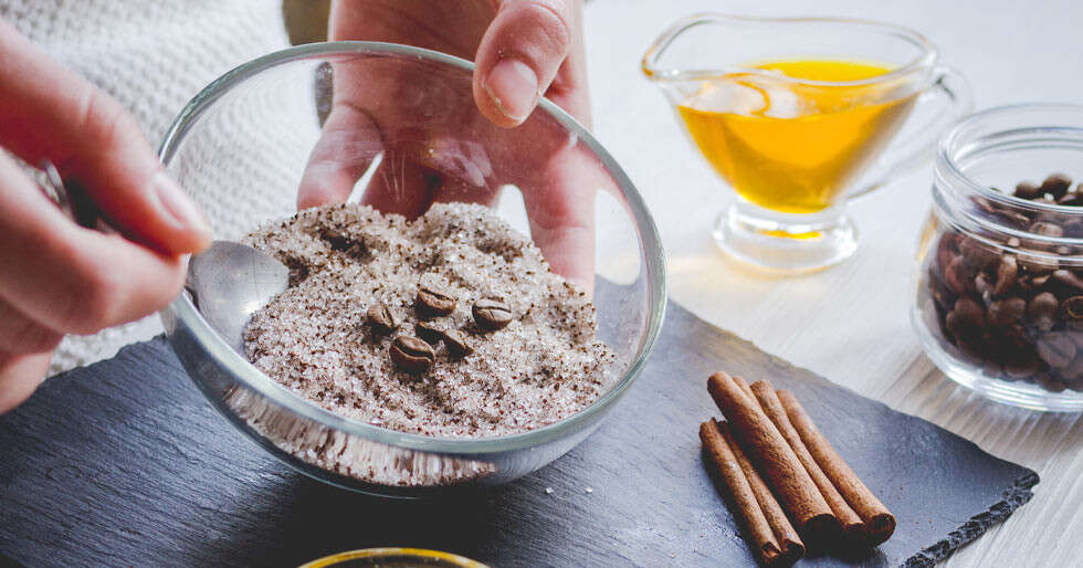 5 Homemade Body Scrubs For Strawberry Legs And Skin