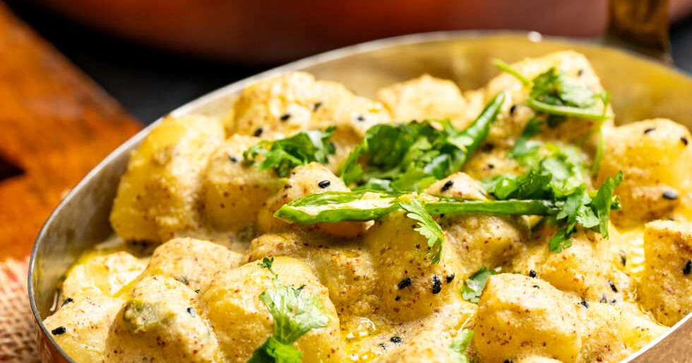 Try A Bengali Classic: Aloo Posto | Femina.in