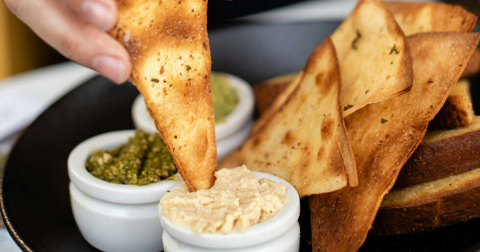 15 Best Lip Smacking Snacks For Party To Try in 2024 | Femina.in