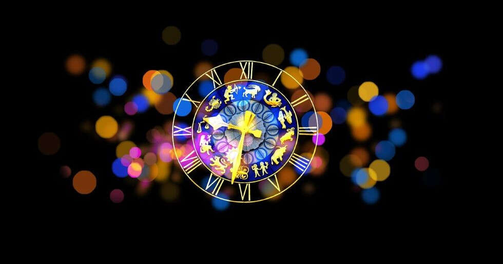 Horoscope For Today 7 December | Femina.in