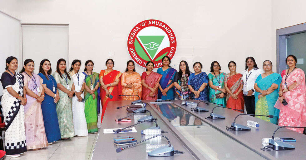 Femina Achievers East: SOA Awarded ‘Committed Women Workforce’ | Femina.in