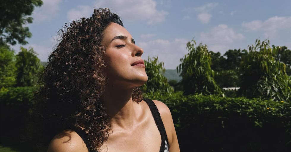 7 DIY Face Masks to Remove Sun Tan