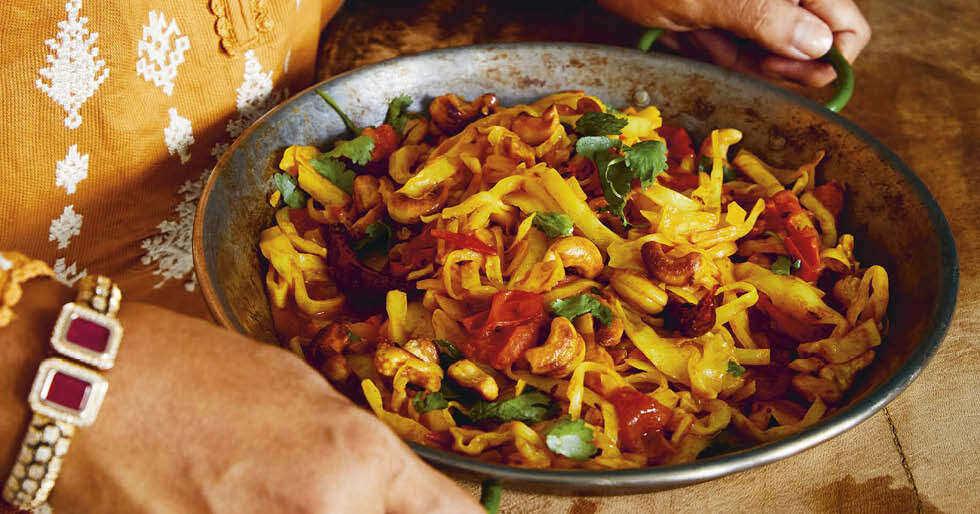 Desi & Delicious: Try Shadha Bamdhakopi From Chef Asma Khan | Femina.in