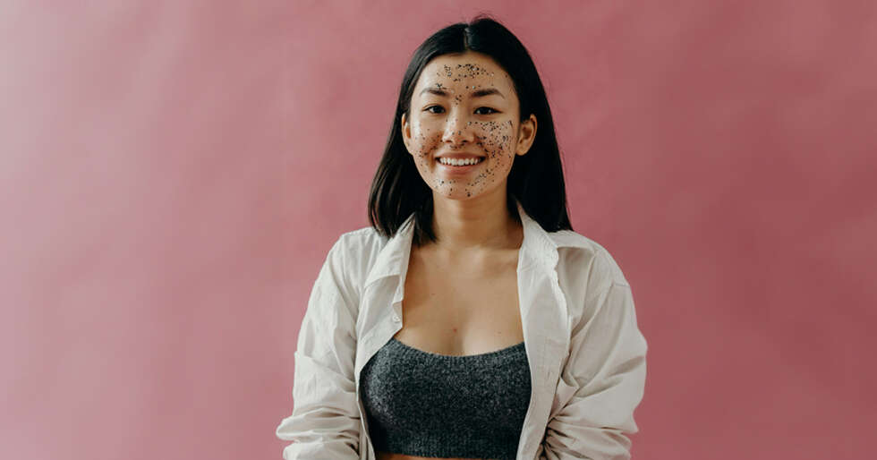 6 Gentle Ways To Exfoliate Dead Skin After Sun Exposure