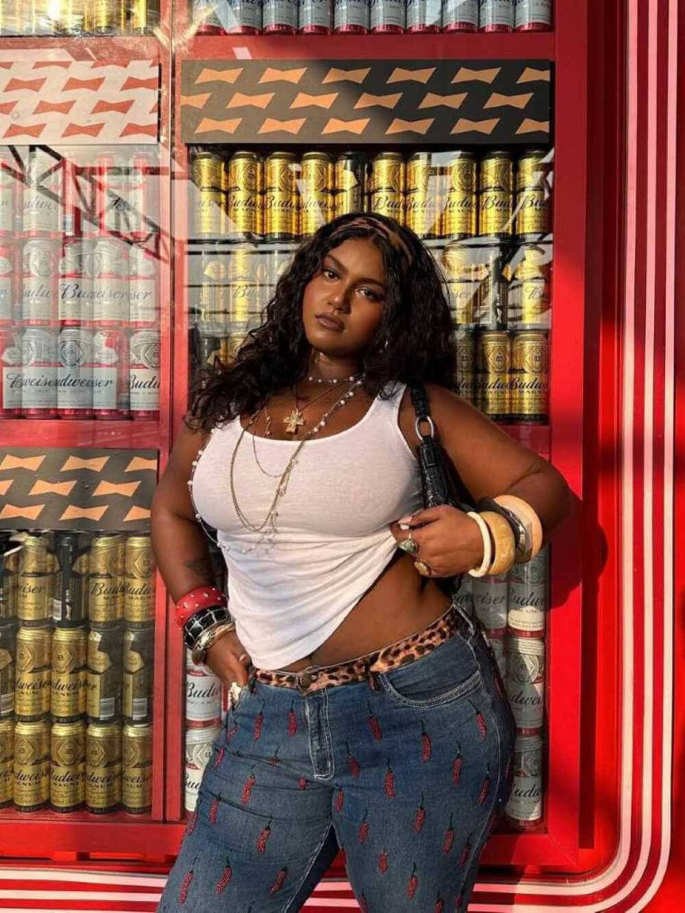 Bindis, Bangles And Hot-Girl Sarees — The New Gen Z Style Code | Femina.in