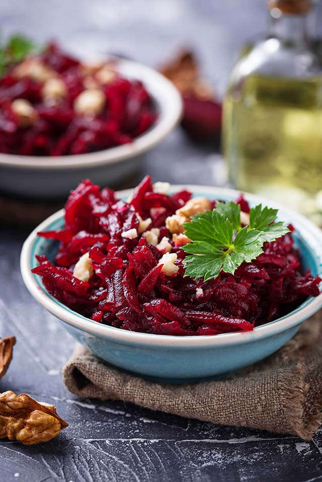 8 Easy Ways To Add More Iron To Your Diet Without Eating Spinach ...