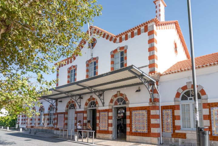 Sintra Is Considered The Most Romantic Day Trip From Lisbon. Find Out ...