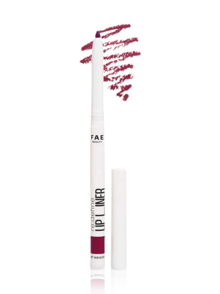 10 Smudge-Proof Lip Liners That Keep Your Lipstick Entirely Bleed-Free ...