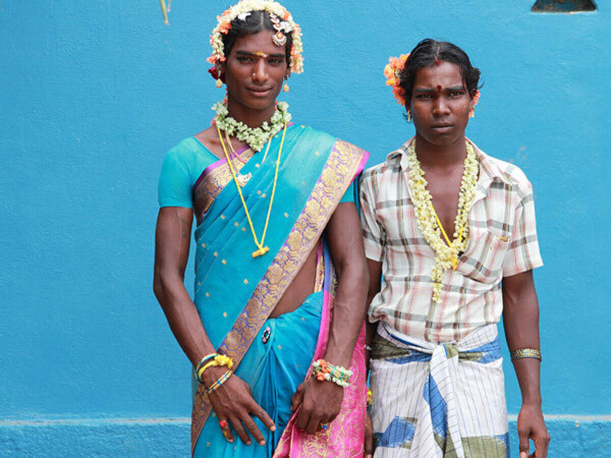 Hijra Beauty Contest Fixing Sari