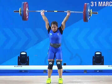 Bindyarani Devi Wins India’s 1st Ever Weightlifting World Cup Medal ...