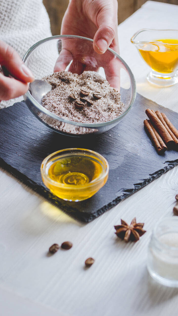 5 Homemade Body Scrubs For Strawberry Legs And Skin