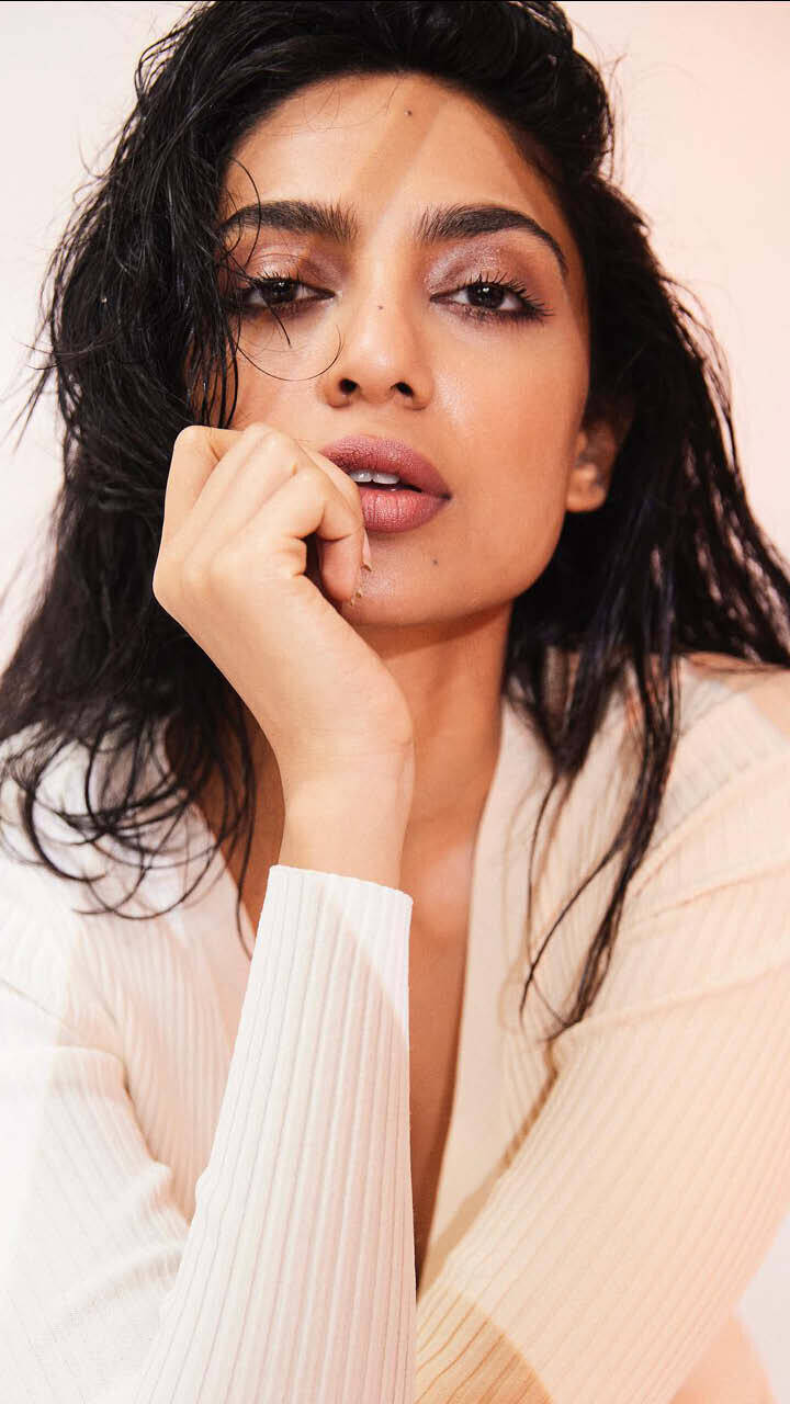 7 Face Yoga Techniques To Lift And Sculpt Your Face